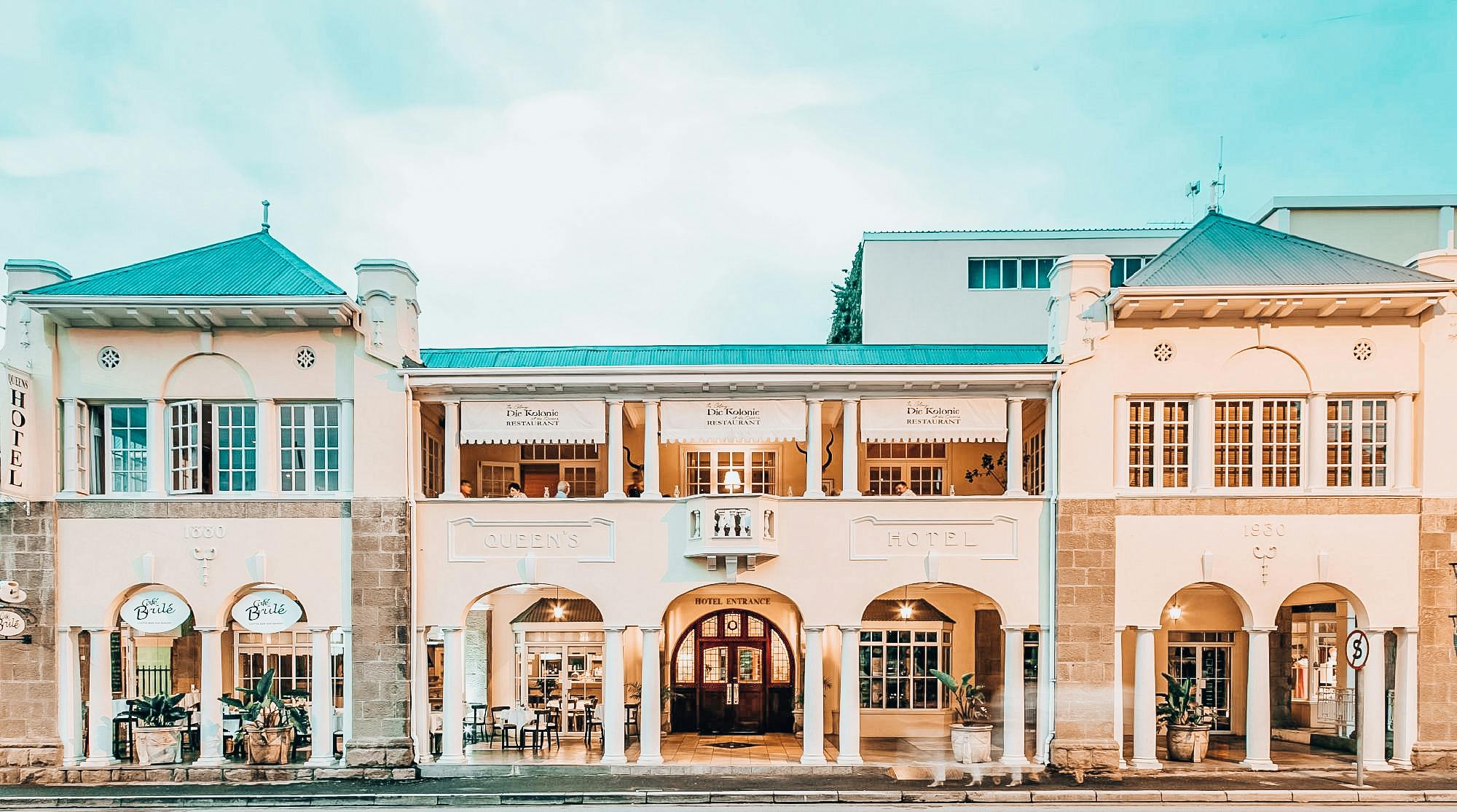 Queen's Hotel by BON Hotels in Garden Route - Holidays to Garden Route